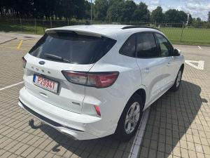Balts Ford Kuga 2022 Marijampole, ar dzinēja tilpumu 2.49 L un nobraukumu 190 tūkst. km par 17500 €, foto 9 vietnē AUTOMOTO.COM.LV