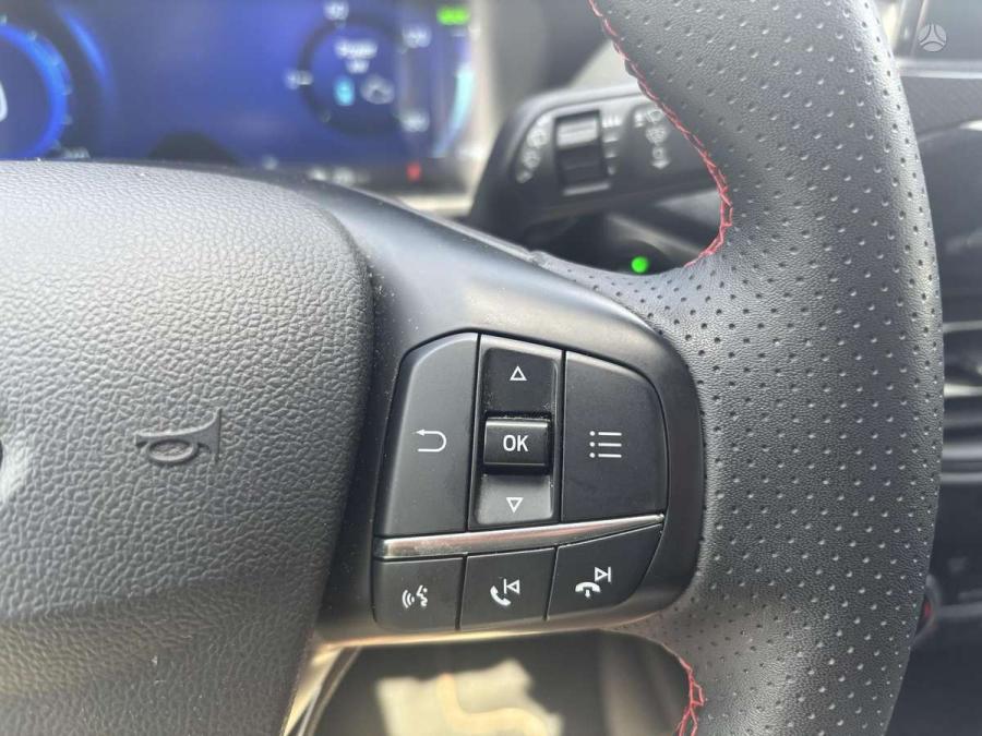 Balts Ford Kuga 2022 Marijampole, ar dzinēja tilpumu 2.49 L un nobraukumu 190 tūkst. km par 17500 €, foto 21 vietnē AUTOMOTO.COM.LV