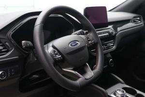 White Ford Kuga 2022 in Vilnius, with an engine capacity of 2.49 L and mileage of 46 thousand km for 22150 €, photo 9 on AUTOMOTO.COM.LV