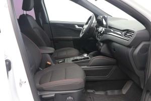 White Ford Kuga 2022 in Vilnius, with an engine capacity of 2.49 L and mileage of 46 thousand km for 22150 €, photo 11 on AUTOMOTO.COM.LV