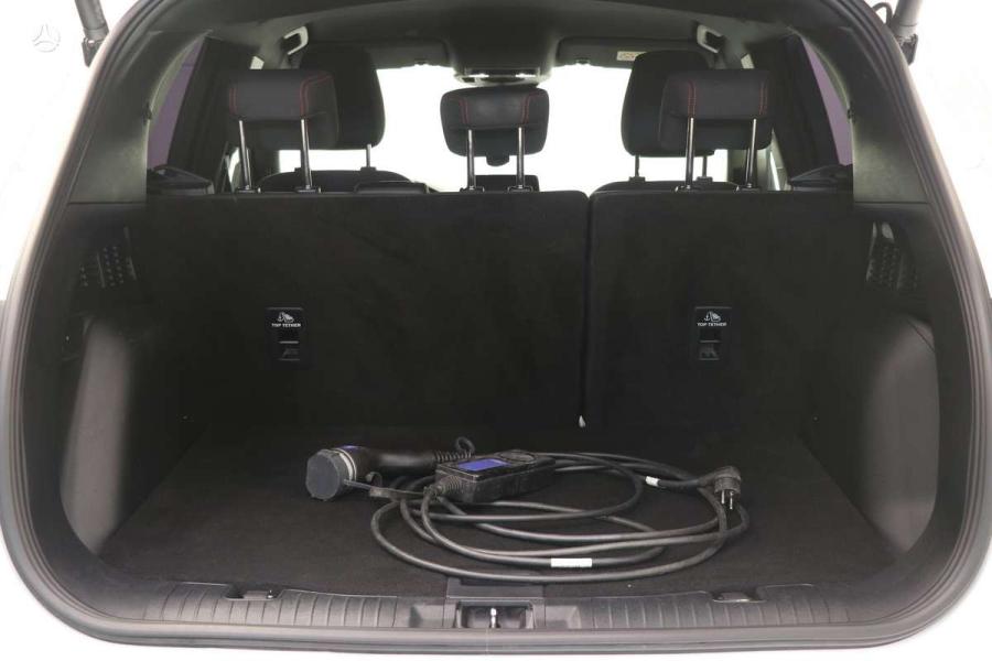 White Ford Kuga 2022 in Vilnius, with an engine capacity of 2.49 L and mileage of 46 thousand km for 22150 €, photo 18 on AUTOMOTO.COM.LV