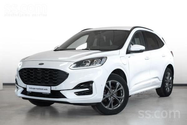 Balts Ford Kuga 2022 Rīga, ar dzinēja tilpumu 2.50 L un nobraukumu 59 tūkst. km par 22990 €, foto 1 vietnē AUTOMOTO.COM.LV