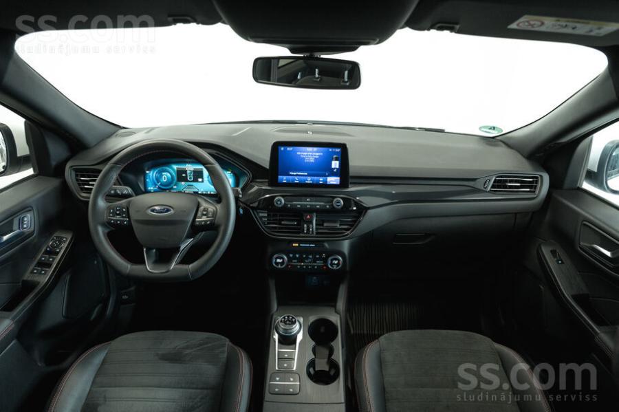 Balts Ford Kuga 2022 Rīga, ar dzinēja tilpumu 2.50 L un nobraukumu 59 tūkst. km par 22990 €, foto 7 vietnē AUTOMOTO.COM.LV
