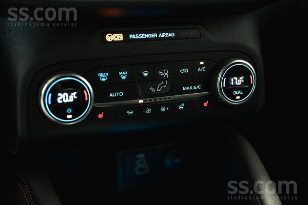 Balts Ford Kuga 2022 Rīga, ar dzinēja tilpumu 2.50 L un nobraukumu 59 tūkst. km par 22990 €, foto 11 vietnē AUTOMOTO.COM.LV