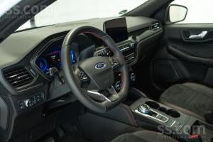 Balts Ford Kuga 2022 Rīga, ar dzinēja tilpumu 2.50 L un nobraukumu 59 tūkst. km par 22990 €, foto 17 vietnē AUTOMOTO.COM.LV