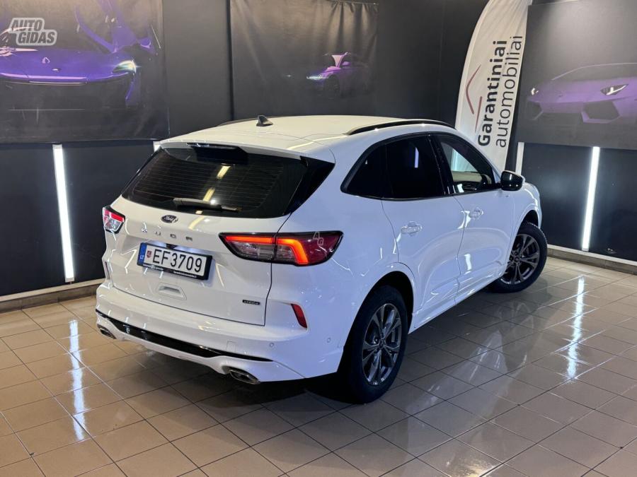 Белый Форд Куга 2022 в Авиженяй, объемом двигателя 2.50 л и пробегом 47 тыс. км за 20500 €, фото 3 на AUTOMOTO.COM.LV