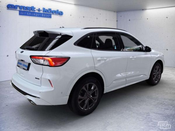 White Ford Kuga 2023 in Kaunas, with an engine capacity of 2.50 L and mileage of 84 thousand km for 25274 €, photo 3 on AUTOMOTO.COM.LV