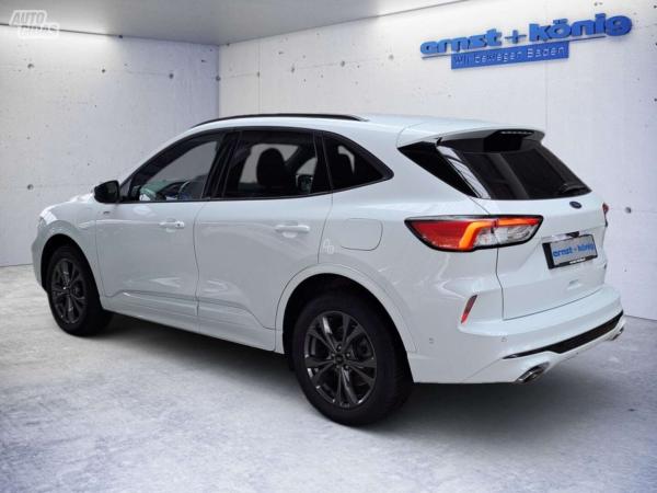 White Ford Kuga 2023 in Kaunas, with an engine capacity of 2.50 L and mileage of 84 thousand km for 25274 €, photo 4 on AUTOMOTO.COM.LV