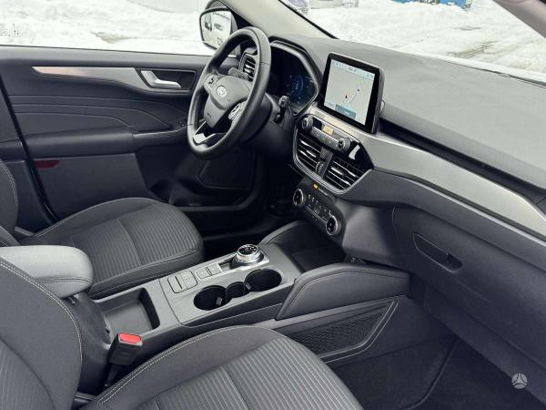 White Ford Kuga 2023 in Taurage, with an engine capacity of 2.49 L and mileage of 191 thousand km for 12500 €, photo 11 on AUTOMOTO.COM.LV