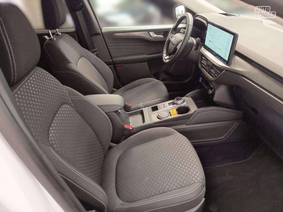 Balts Ford Kuga 2024 Kauņa, ar dzinēja tilpumu 1.50 L un nobraukumu 21 tūkst. km par 30527 €, foto 11 vietnē AUTOMOTO.COM.LV