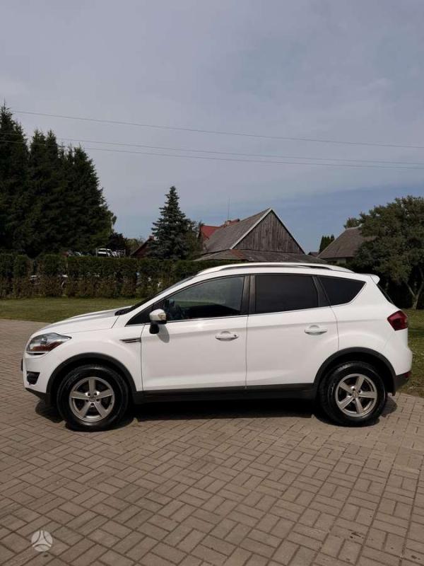Balts Ford Kuga 2009 Rokiškis, ar dzinēja tilpumu 2.00 L un nobraukumu 311 tūkst. km par 4200 €, foto 4 vietnē AUTOMOTO.COM.LV