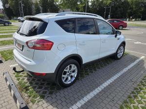 Balts Ford Kuga 2009 Vilkaviškis, ar dzinēja tilpumu 2.00 L un nobraukumu 284 tūkst. km par 5100 €, foto  vietnē AUTOMOTO.COM.LV