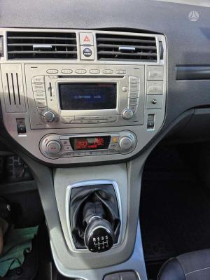 Balts Ford Kuga 2009 Vilkaviškis, ar dzinēja tilpumu 2.00 L un nobraukumu 284 tūkst. km par 5100 €, foto 14 vietnē AUTOMOTO.COM.LV