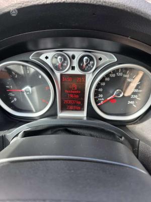 White Ford Kuga 2009 in Vilkaviskis, with an engine capacity of 2.00 L and mileage of 284 thousand km for 4950 €, photo 13 on AUTOMOTO.COM.LV