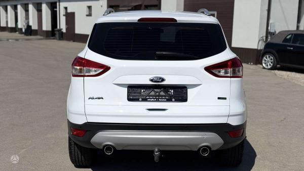 White Ford Kuga 2014 in Telschi, with an engine capacity of 1.60 L and mileage of 179 thousand km for 7800 €, photo 7 on AUTOMOTO.COM.LV