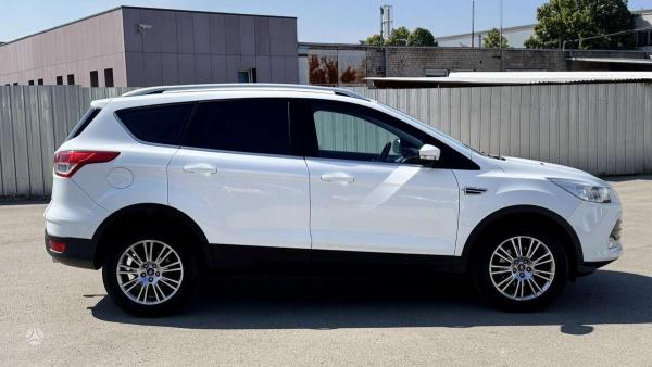 White Ford Kuga 2014 in Telschi, with an engine capacity of 1.60 L and mileage of 179 thousand km for 7800 €, photo 9 on AUTOMOTO.COM.LV