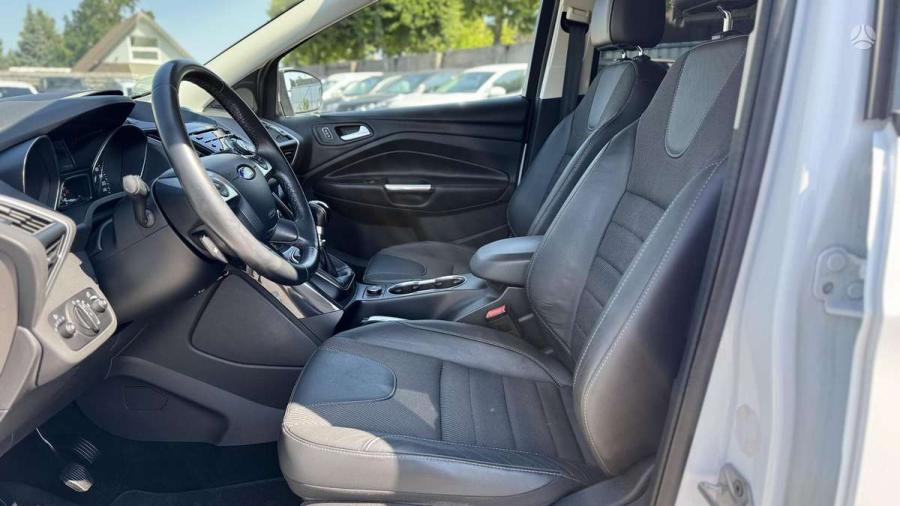 White Ford Kuga 2014 in Telschi, with an engine capacity of 1.60 L and mileage of 179 thousand km for 7800 €, photo 12 on AUTOMOTO.COM.LV