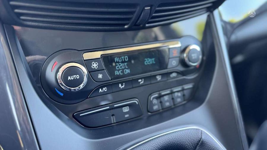 White Ford Kuga 2014 in Telschi, with an engine capacity of 1.60 L and mileage of 179 thousand km for 7800 €, photo 22 on AUTOMOTO.COM.LV