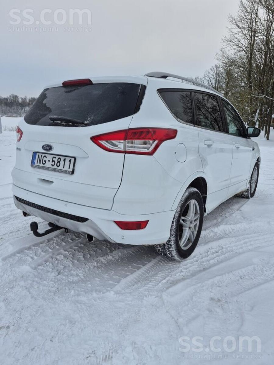 Balts Ford Kuga 2016 Saldus, ar dzinēja tilpumu 2.00 L un nobraukumu 187 tūkst. km par 11900 €, foto 3 vietnē AUTOMOTO.COM.LV