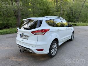 Balts Ford Kuga 2016 Saldus, ar dzinēja tilpumu 2.00 L un nobraukumu 187 tūkst. km par 8700 €, foto 5 vietnē AUTOMOTO.COM.LV