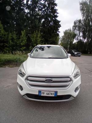 Balts Ford Kuga 2018 Panevēža, ar dzinēja tilpumu 1.50 L un nobraukumu 95 tūkst. km par 4500 €, foto  vietnē AUTOMOTO.COM.LV