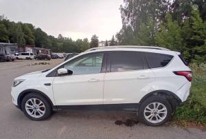 Balts Ford Kuga 2018 Panevēža, ar dzinēja tilpumu 1.50 L un nobraukumu 95 tūkst. km par 4500 €, foto 5 vietnē AUTOMOTO.COM.LV