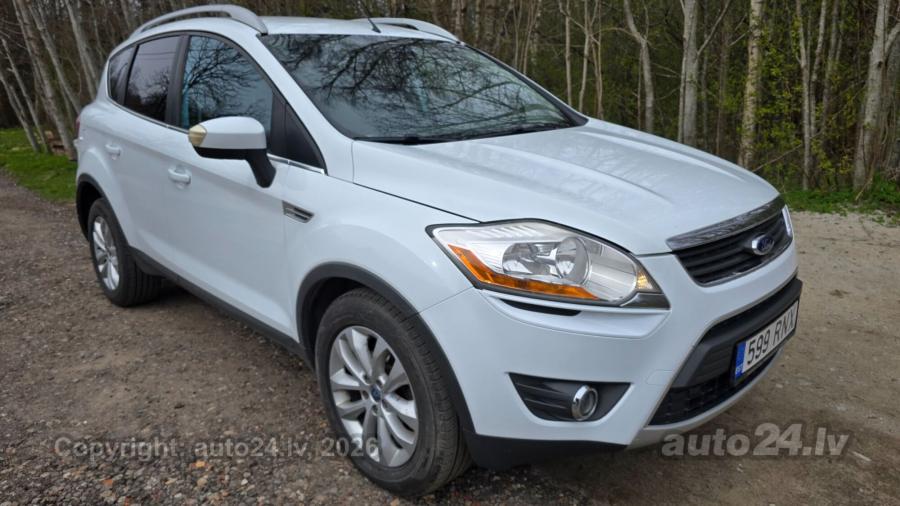 Balts Ford Kuga 2010 Tallina, ar dzinēja tilpumu 2.00 L un nobraukumu 251 tūkst. km par 6599 €, foto 10 vietnē AUTOMOTO.COM.LV