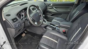 Balts Ford Kuga 2010 Tallina, ar dzinēja tilpumu 2.00 L un nobraukumu 251 tūkst. km par 6599 €, foto 15 vietnē AUTOMOTO.COM.LV