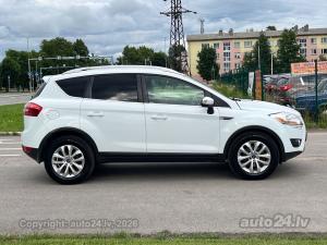 White Ford Kuga 2012 in Narva, with an engine capacity of 2.00 L and mileage of 216 thousand km for 3999 €, photo 5 on AUTOMOTO.COM.LV