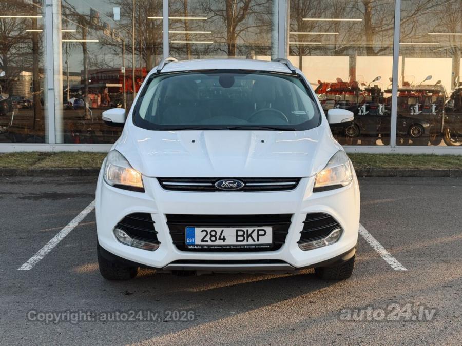 Balts Ford Kuga 2013 Tallina, ar dzinēja tilpumu 1.60 L un nobraukumu 141 tūkst. km par 6700 €, foto 2 vietnē AUTOMOTO.COM.LV