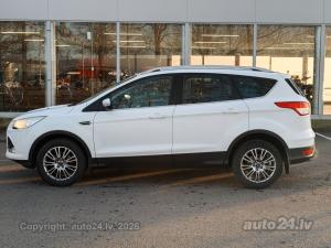 Balts Ford Kuga 2013 Tallina, ar dzinēja tilpumu 1.60 L un nobraukumu 141 tūkst. km par 6700 €, foto 4 vietnē AUTOMOTO.COM.LV