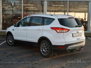 Balts Ford Kuga 2013 Tallina, ar dzinēja tilpumu 1.60 L un nobraukumu 141 tūkst. km par 6700 €, foto 5 vietnē AUTOMOTO.COM.LV