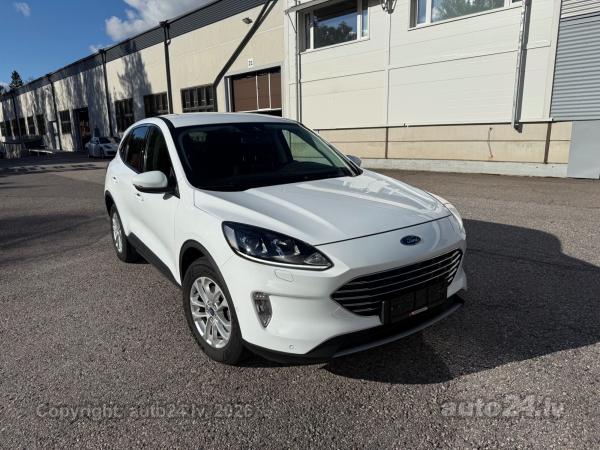 White Ford Kuga 2020 in Tallinn, with an engine capacity of 1.50 L and mileage of 174 thousand km for 13950 €, photo 1 on AUTOMOTO.COM.LV