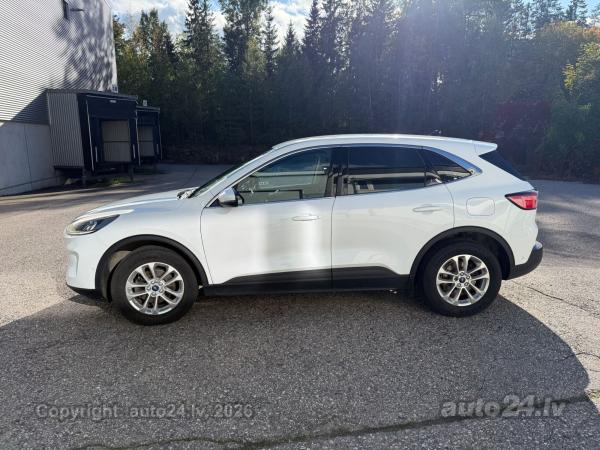 White Ford Kuga 2020 in Tallinn, with an engine capacity of 1.50 L and mileage of 174 thousand km for 13950 €, photo 6 on AUTOMOTO.COM.LV
