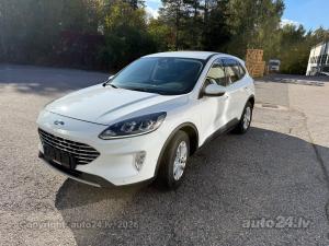Белый Форд Куга 2020 в Таллин, объемом двигателя 1.50 л и пробегом 174 тыс. км за 13950 €, фото 7 на AUTOMOTO.COM.LV