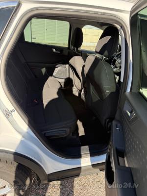 Белый Форд Куга 2020 в Таллин, объемом двигателя 1.50 л и пробегом 174 тыс. км за 13950 €, фото 10 на AUTOMOTO.COM.LV