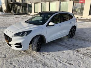 Balts Ford Kuga 2021 Tallina, ar dzinēja tilpumu 2.50 L un nobraukumu 60 tūkst. km par 25000 €, foto  vietnē AUTOMOTO.COM.LV