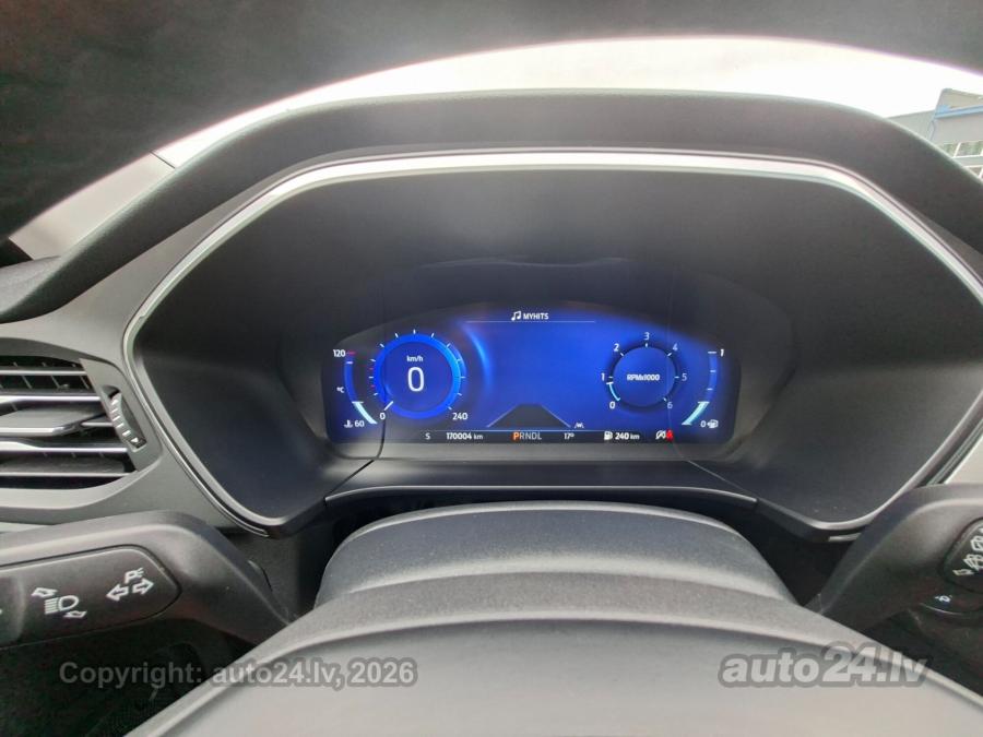 White Ford Kuga 2022 in Tartu, with an engine capacity of 1.50 L and mileage of 170 thousand km for 14999 €, photo 13 on AUTOMOTO.COM.LV