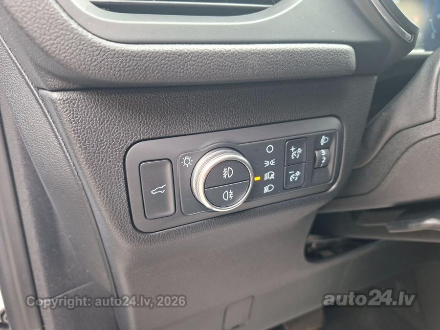 White Ford Kuga 2022 in Tartu, with an engine capacity of 1.50 L and mileage of 170 thousand km for 14999 €, photo 21 on AUTOMOTO.COM.LV