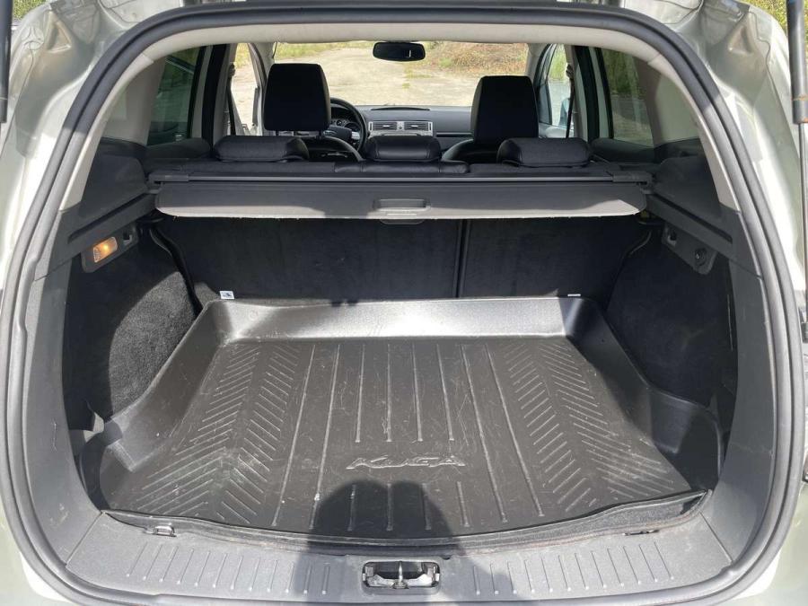 Dzeltens Ford Kuga 2009 Ukmergė, ar dzinēja tilpumu 2.00 L un nobraukumu 255 tūkst. km par 3100 €, foto 16 vietnē AUTOMOTO.COM.LV