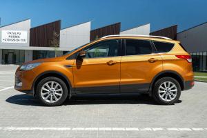 Yellow Ford Kuga 2015 in Vilnius, with an engine capacity of 2.00 L and mileage of 200 thousand km for 6890 €, photo 3 on AUTOMOTO.COM.LV
