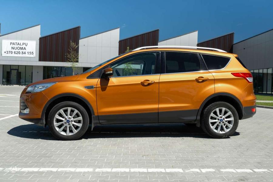 Yellow Ford Kuga 2015 in Vilnius, with an engine capacity of 2.00 L and mileage of 200 thousand km for 6890 €, photo 3 on AUTOMOTO.COM.LV