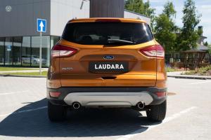 Yellow Ford Kuga 2015 in Vilnius, with an engine capacity of 2.00 L and mileage of 200 thousand km for 6890 €, photo 5 on AUTOMOTO.COM.LV