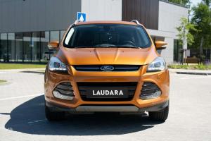 Yellow Ford Kuga 2015 in Vilnius, with an engine capacity of 2.00 L and mileage of 200 thousand km for 6890 €, photo 10 on AUTOMOTO.COM.LV
