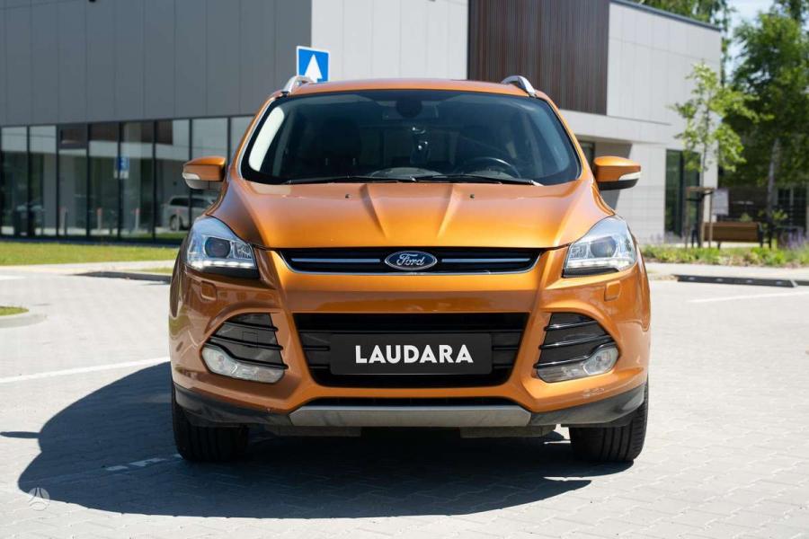 Yellow Ford Kuga 2015 in Vilnius, with an engine capacity of 2.00 L and mileage of 200 thousand km for 6890 €, photo 10 on AUTOMOTO.COM.LV