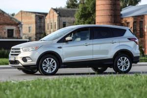 Dzeltens Ford Kuga 2017 Šauļi, ar dzinēja tilpumu 1.50 L un nobraukumu 126 tūkst. km par 9950 €, foto  vietnē AUTOMOTO.COM.LV