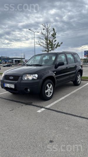 Melns Ford Maverick 2005 Rīga, ar dzinēja tilpumu 2.30 L un nobraukumu 287 tūkst. km par 2850 €, foto 3 vietnē AUTOMOTO.COM.LV