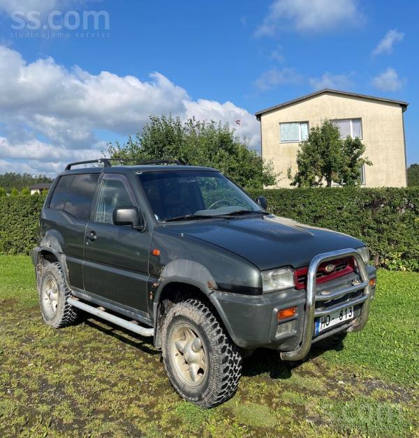 Green Ford Maverick 1994 in Talsi, with an engine capacity of 2.70 L and mileage of 376 thousand km for 1700 €, photo 1 on AUTOMOTO.COM.LV