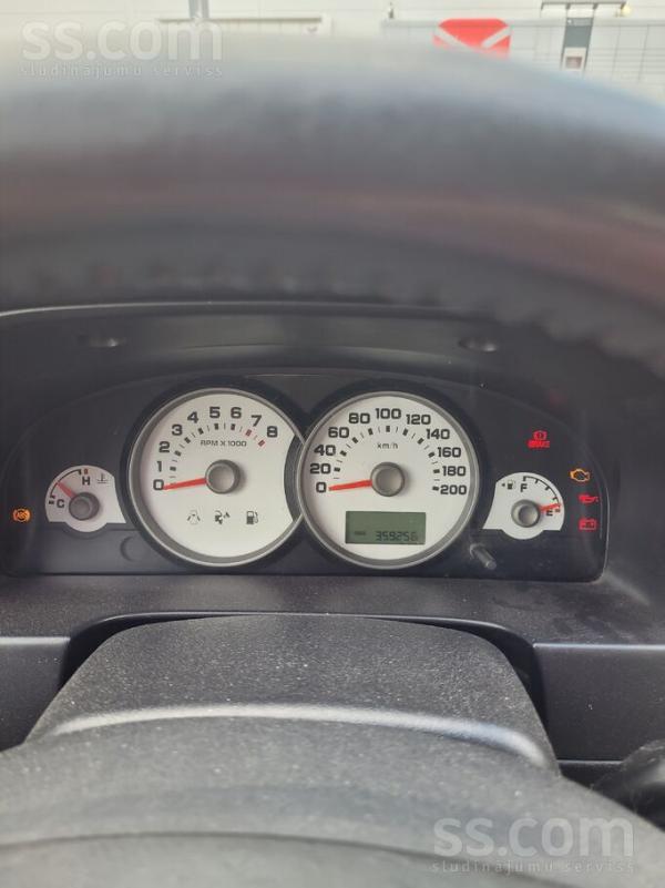 Pelēks Ford Maverick 2005 Rīga, ar dzinēja tilpumu 2.30 L un nobraukumu 359 tūkst. km par 1075 €, foto 6 vietnē AUTOMOTO.COM.LV