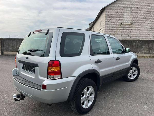 Pelēks Ford Maverick 2006 Marijampole, ar dzinēja tilpumu 2.26 L un nobraukumu 126 tūkst. km par 2850 €, foto 3 vietnē AUTOMOTO.COM.LV